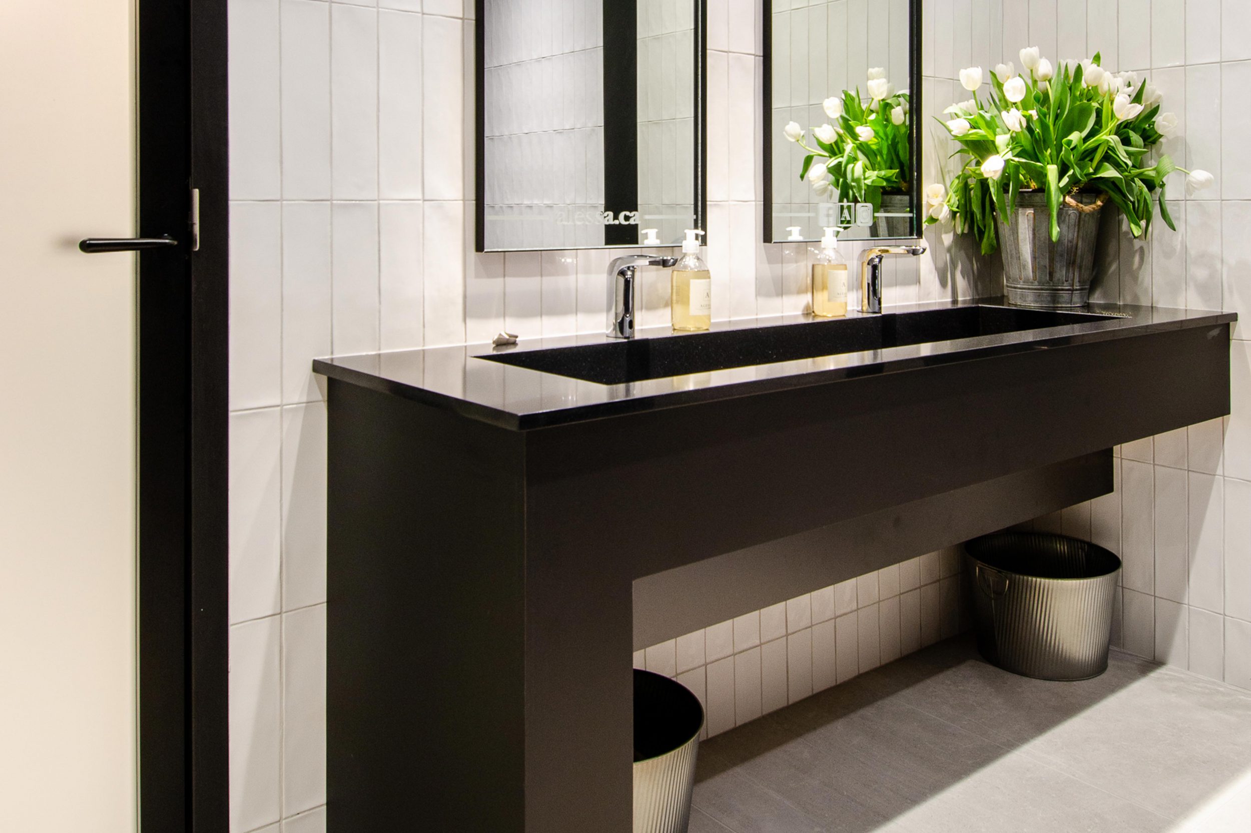 La Tebas Black | Granit Design